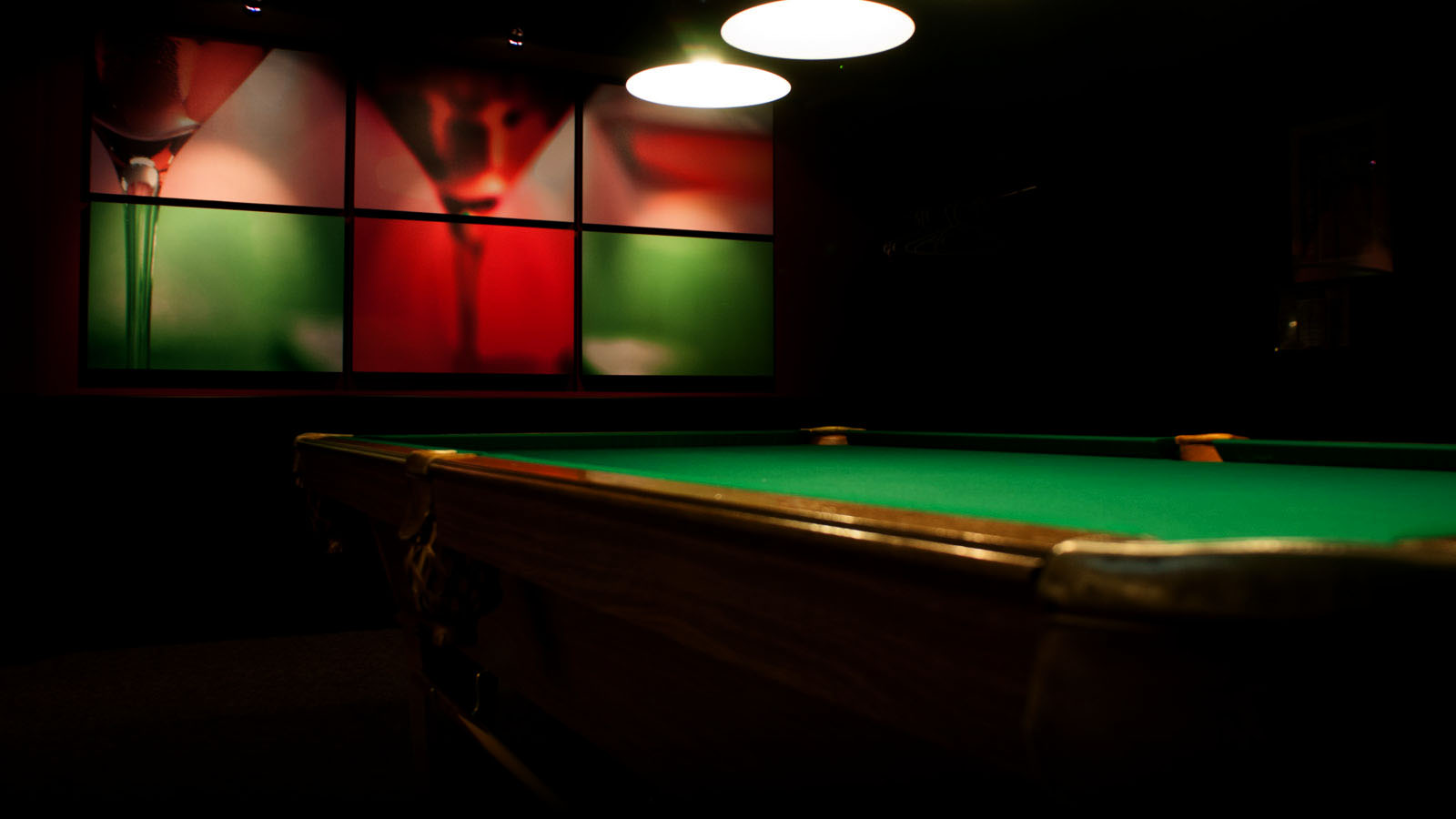 Dooly's Ottawa Inc. > Home